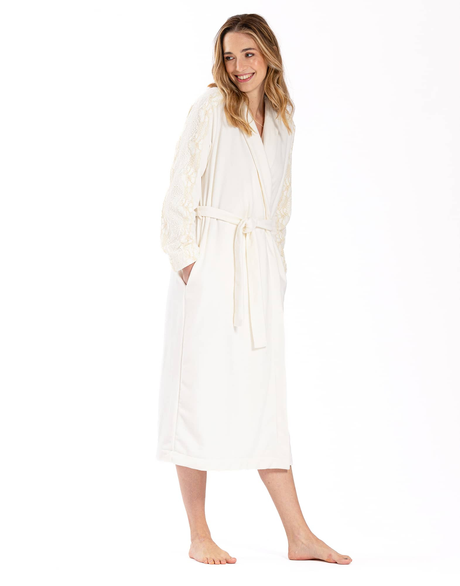 Bathrobes & Robes on Sale up to -60% | Le Chat